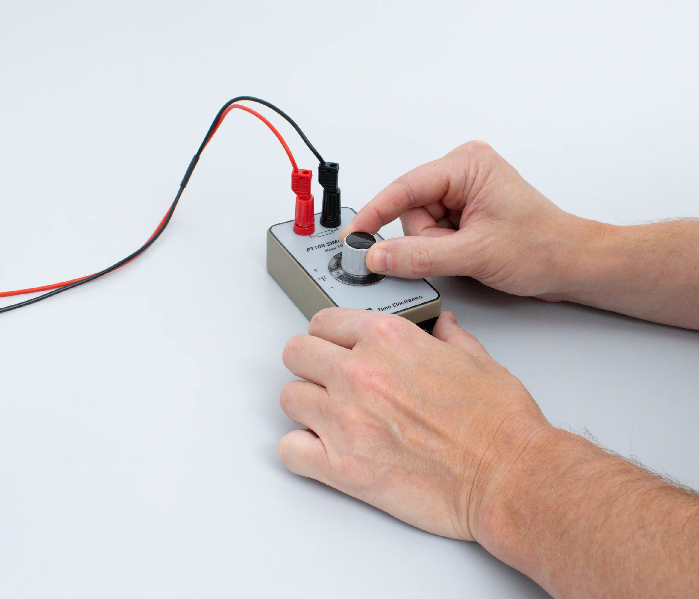 1050 Pt100 Simulator - Temperature Calibrators | Time Electronics