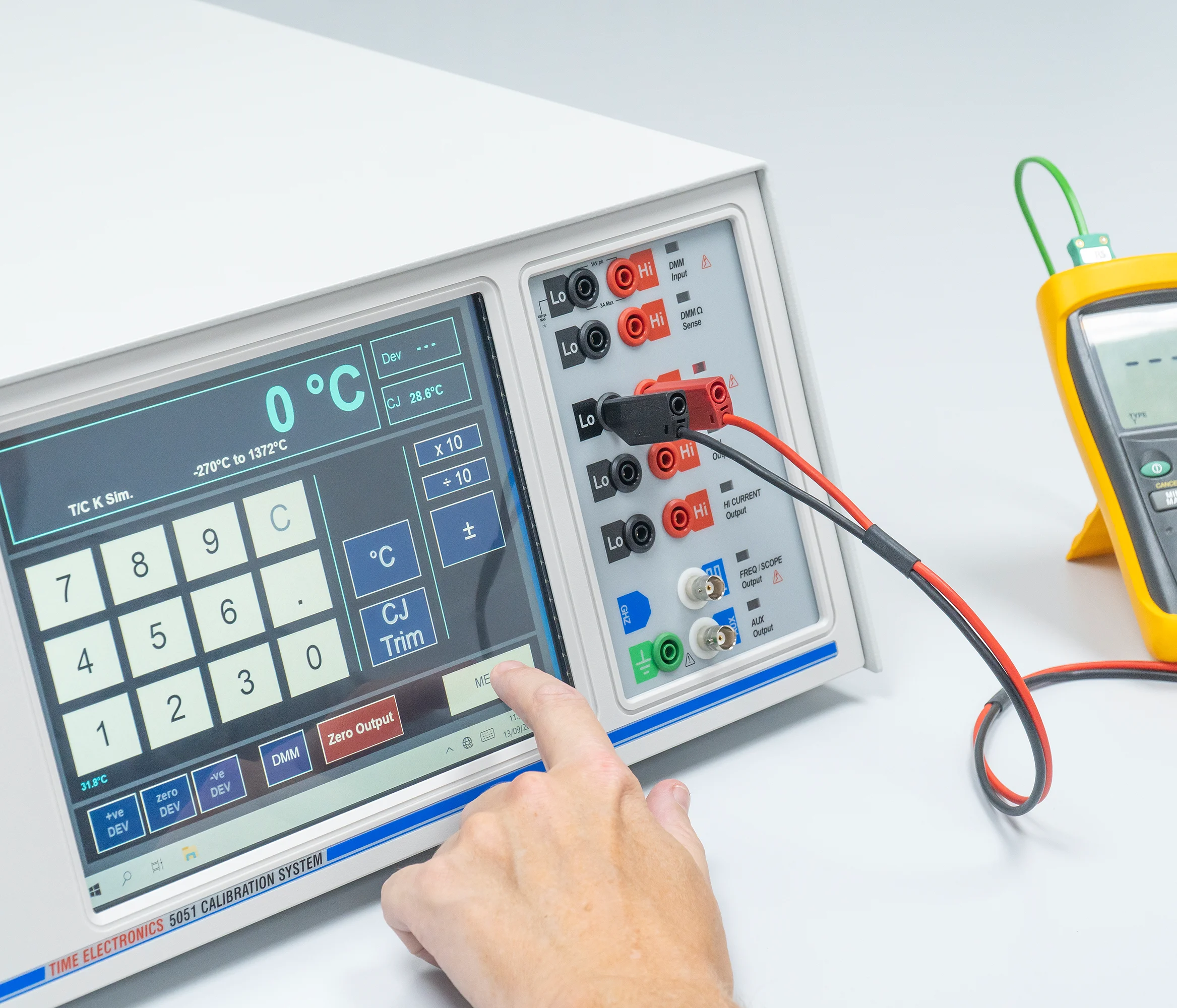 5051Plus sistema de calibración multifunción | Time Electronics
