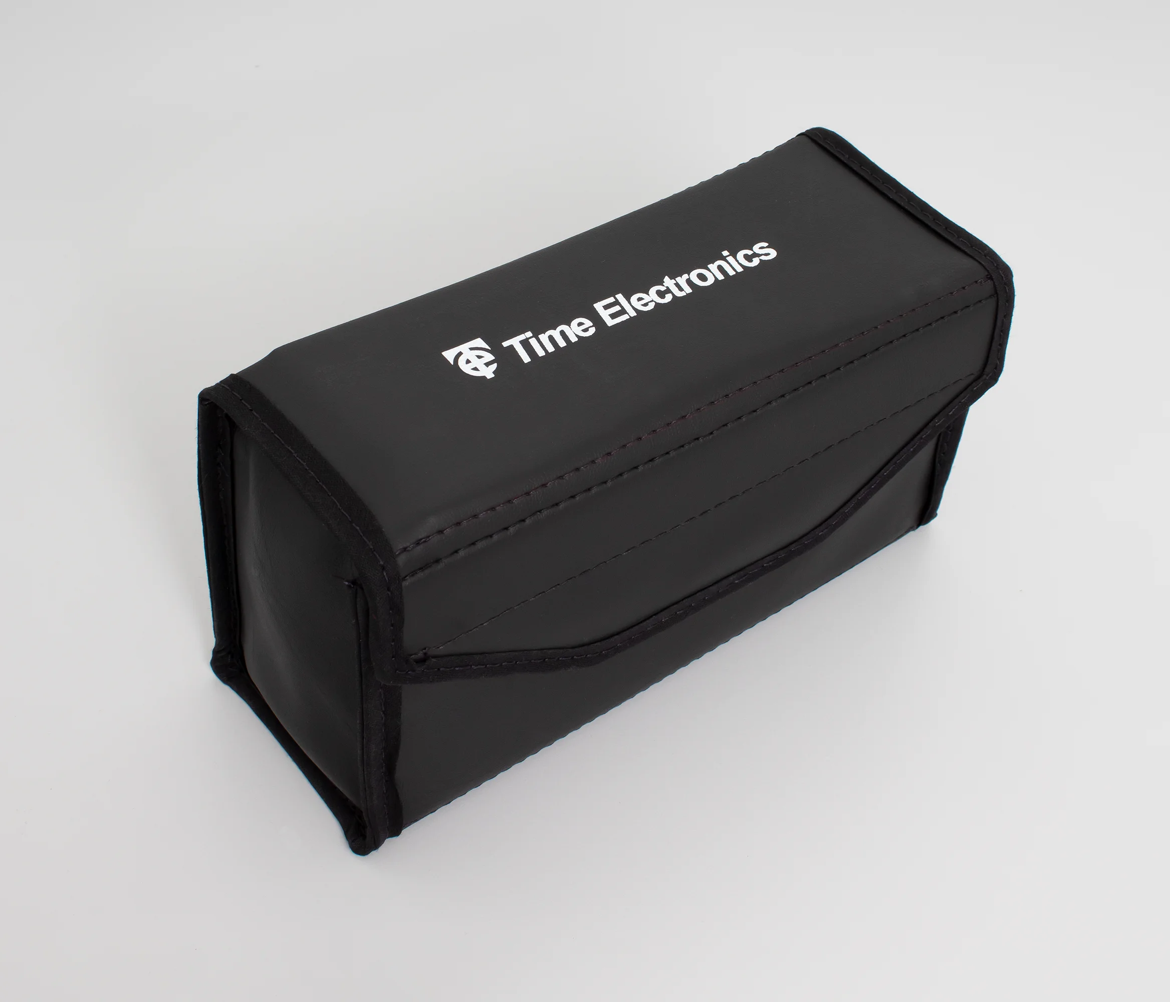 1041 Boîte à décades de resistance, simulation Pt100 | Time Electronics