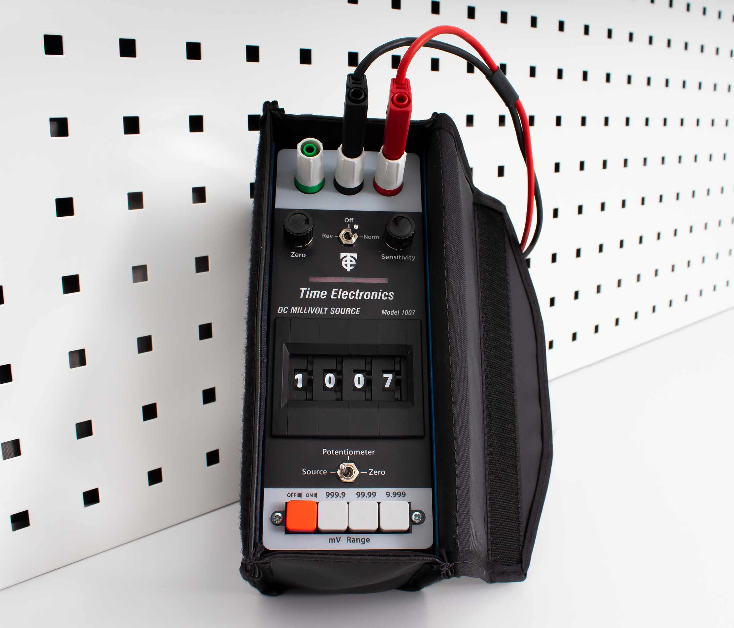 1007 Source/Calibrateur Millivolt CC | Time Electronics